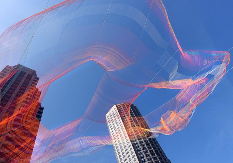 Janet Echelman 珍妮特·艾克曼：城市上空那随风而动的雕塑 – Malt 麦芽